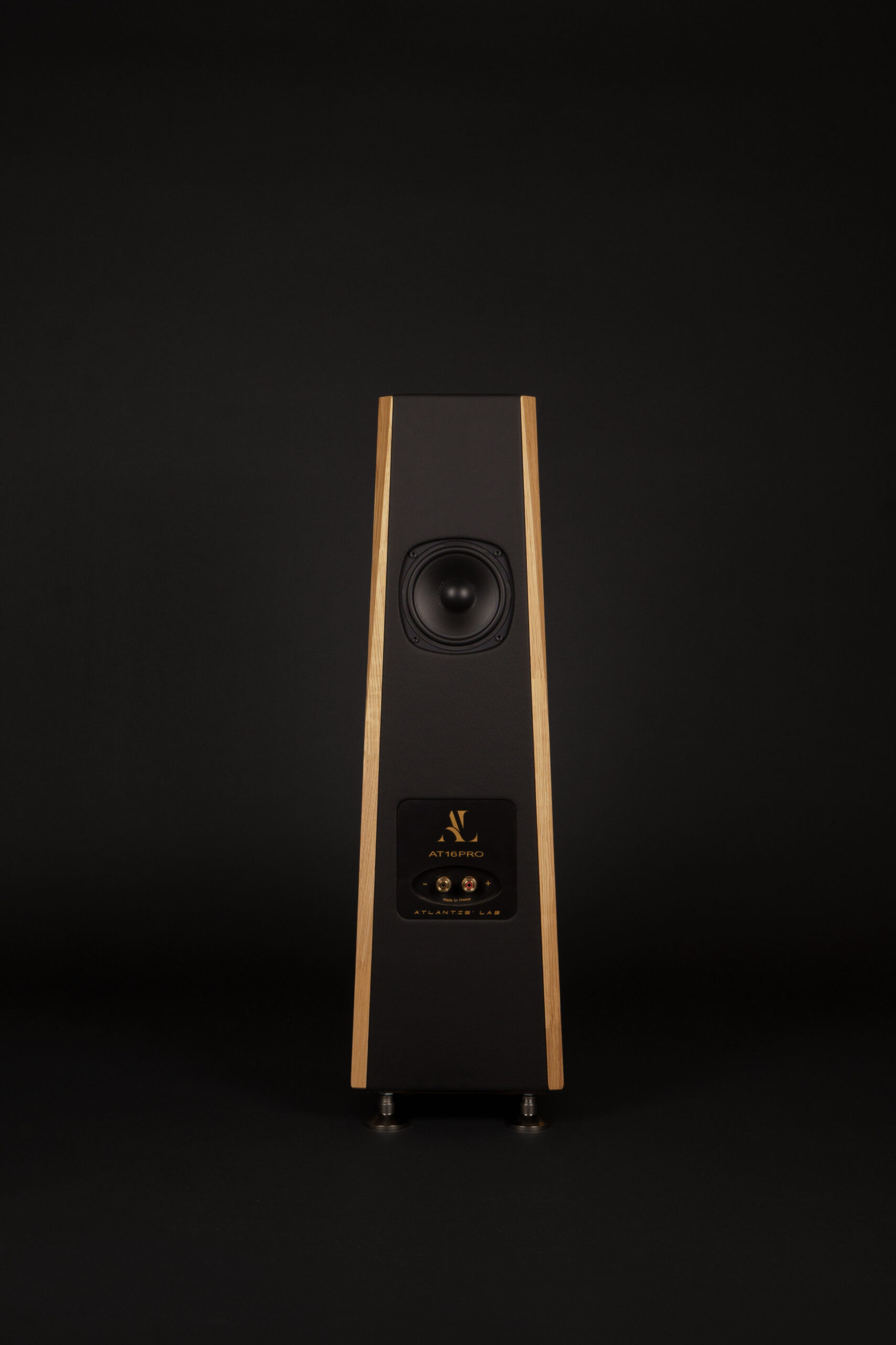 AT 16 PRO – Atlantis Lab